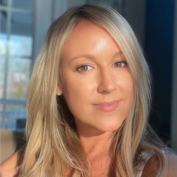 Steph's Closet (@steph_ammons) | Poshmark